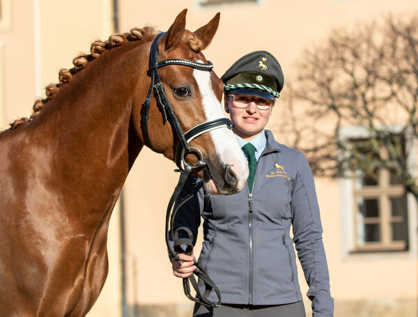 Laura Casper ist eine der Bestabsolventen: SGV - Sächsische ...